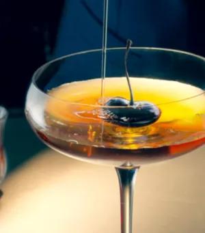 The Perfect Rob Roy Cocktail Serve | The Macallan®